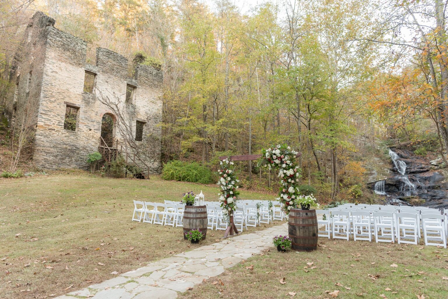 Farm Wedding Venues in Georgia - hightowerfalls.com
